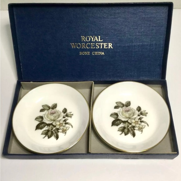 Royal Worcester | Dining | Vintage Rare Royal Worcester Set Of Two ...
